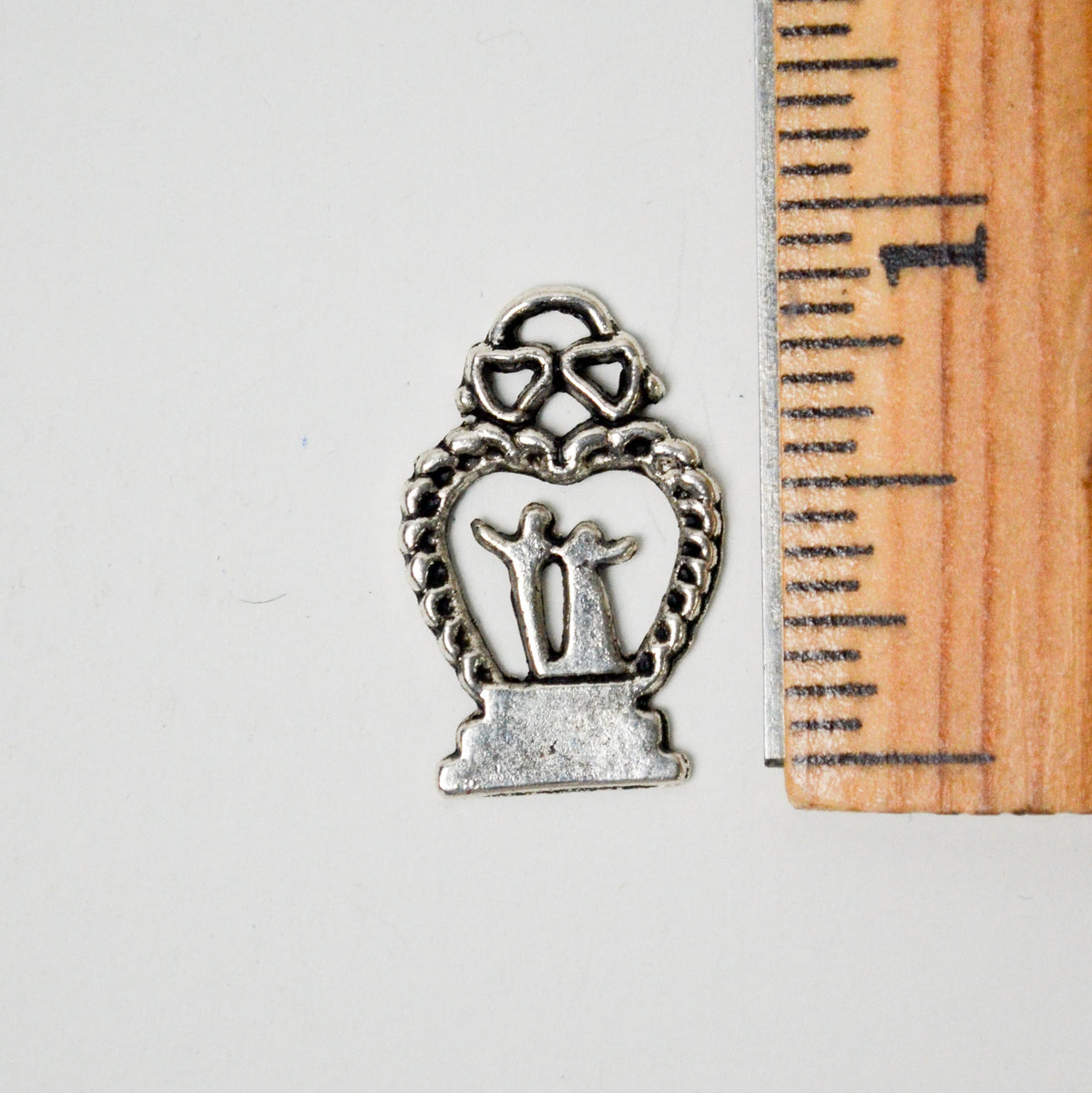 Wedding Arch Charm – Make & Mend