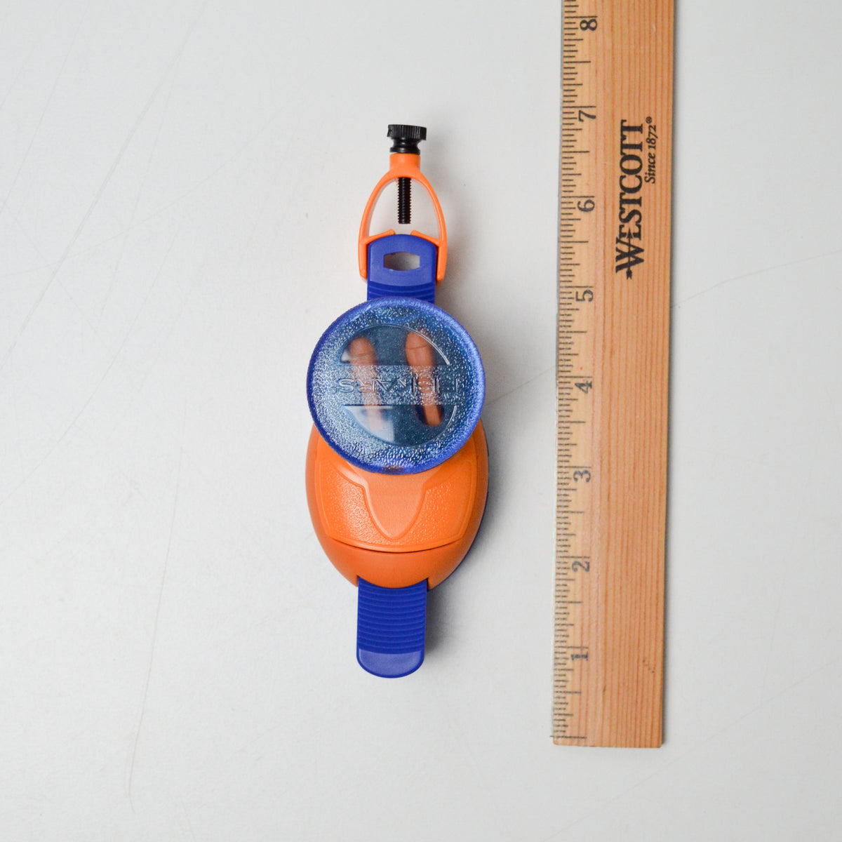 Fiskars Oval Cutting Tool – Make & Mend