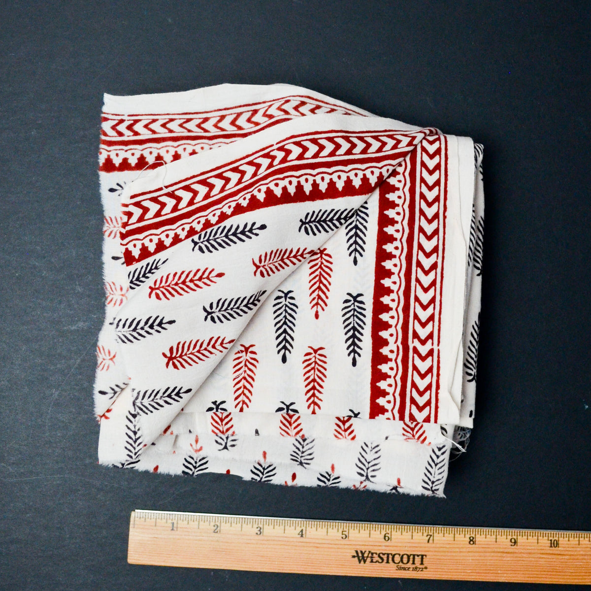 Red + Black Block Print Lightweight Woven Fabric - 47" x 116" – Make & Mend