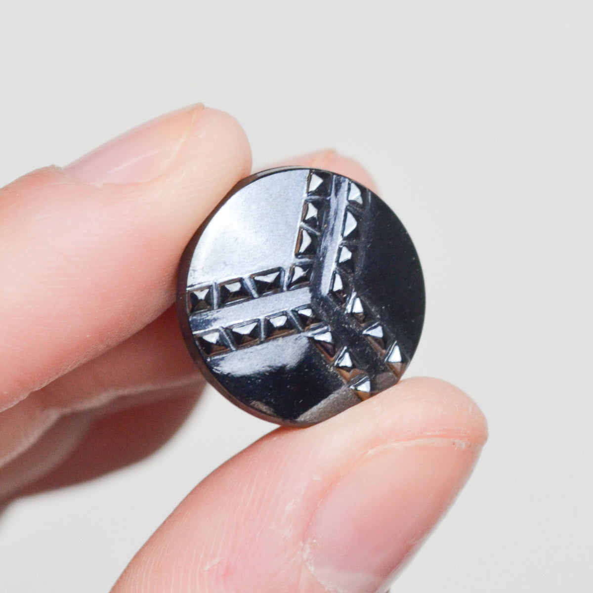 Dark Gray Carved Shank Buttons - Set of 2 – Make & Mend