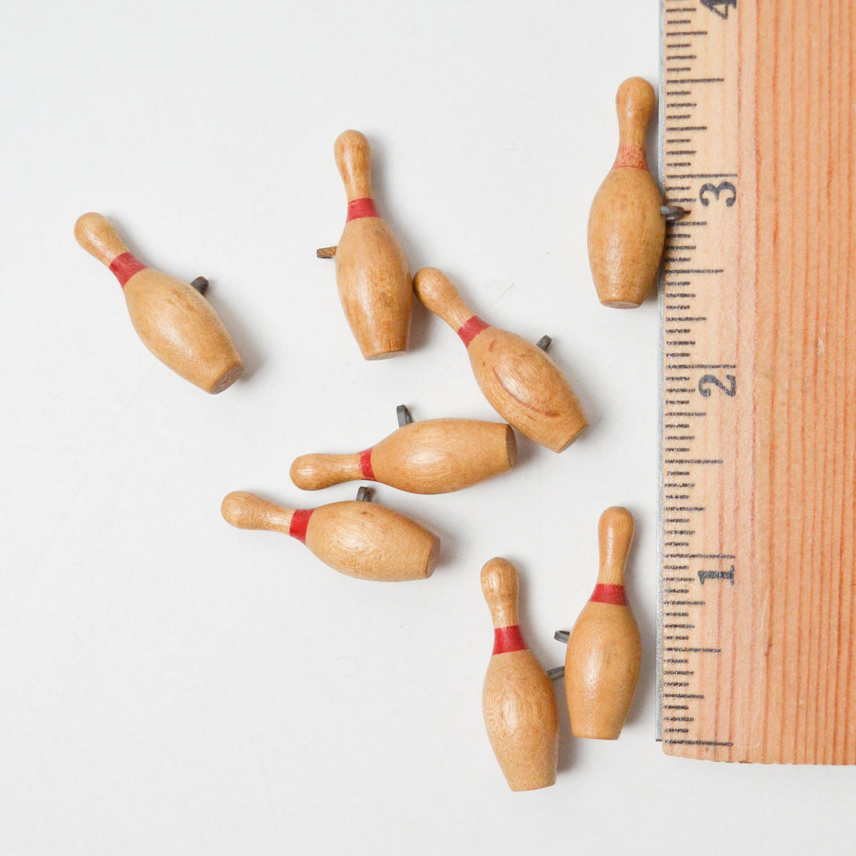 Maple Wood Bowling Pin Shank Buttons - Set of 8 – Make & Mend