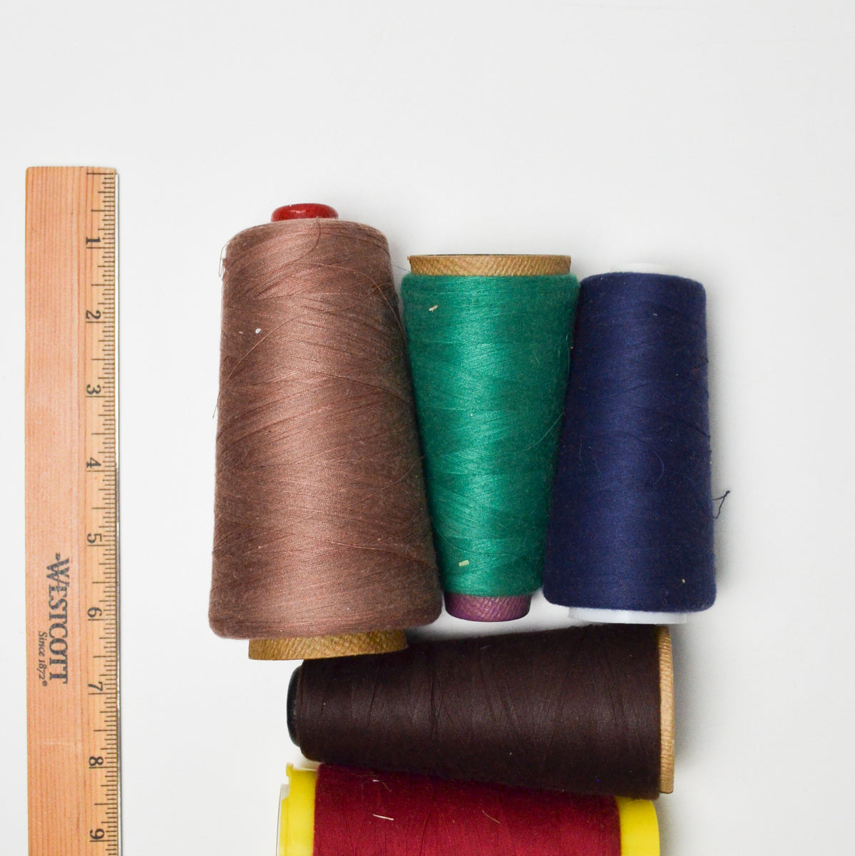 Dark Overlock Thread - 5 Cones – Make & Mend