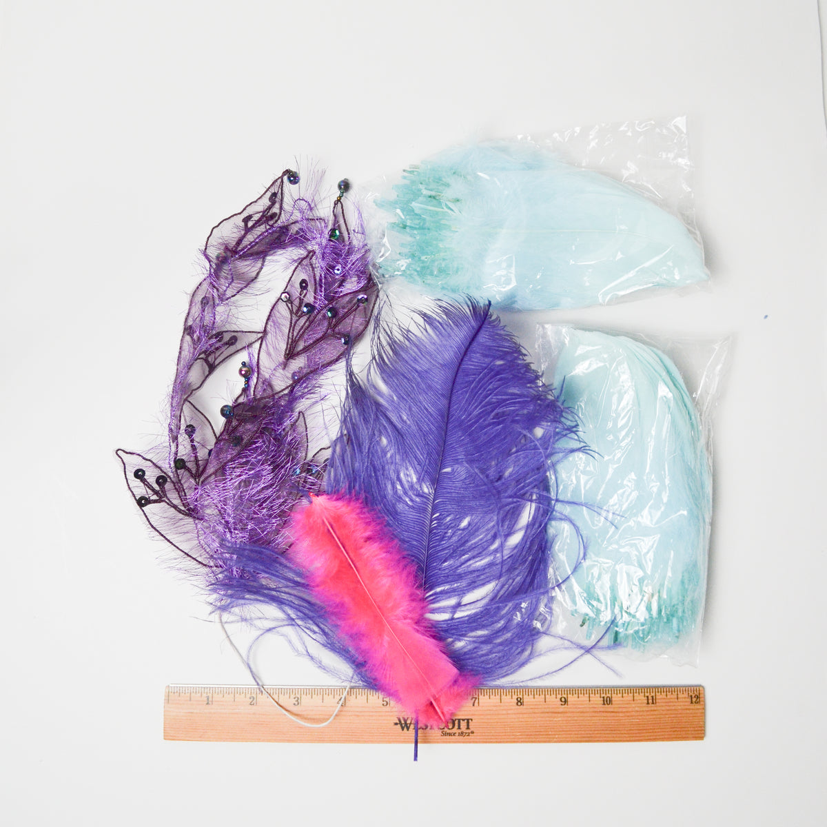 Colorful Feather Bundle – Make & Mend