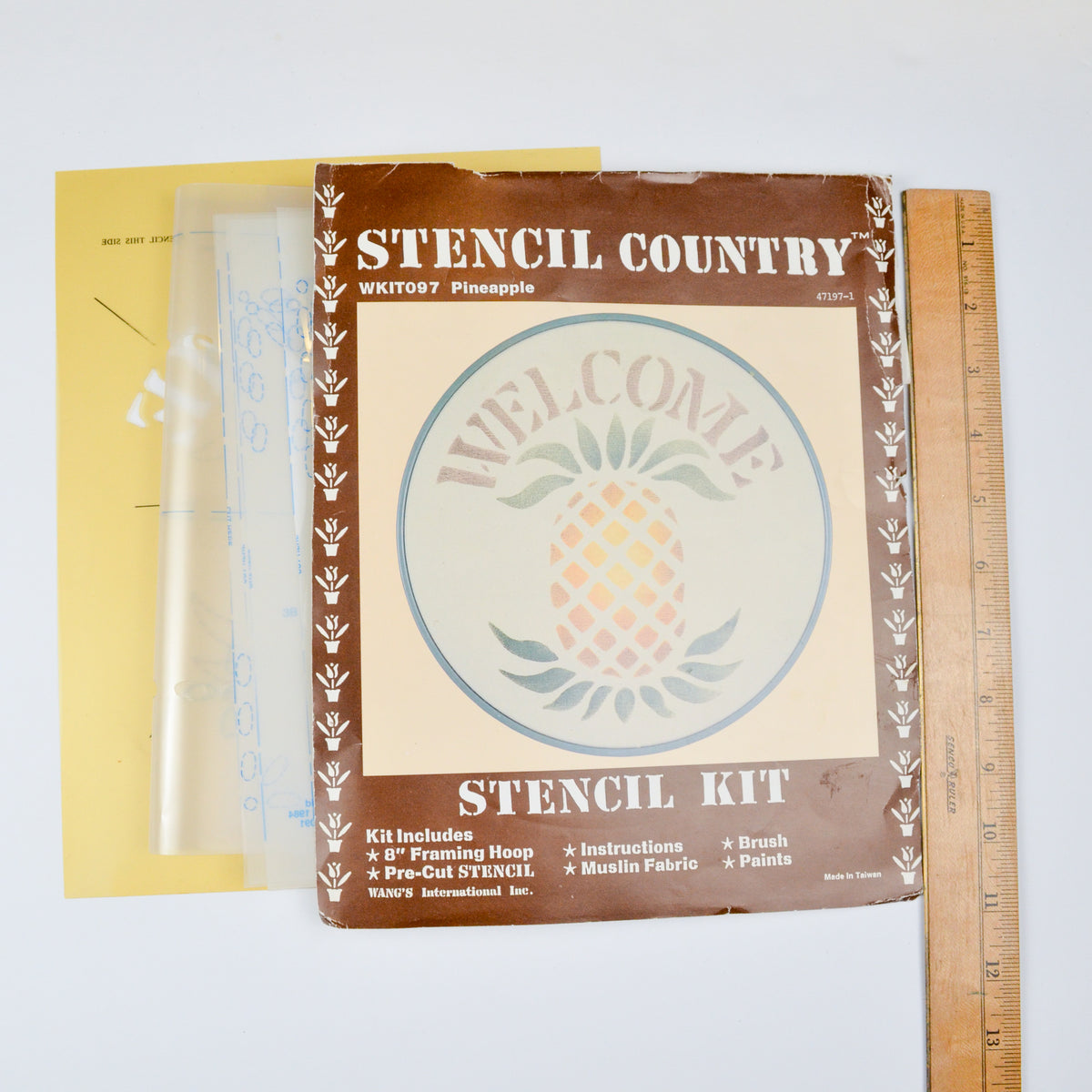 Stencil Country Welcome Pineapple Stencil Kit – Make & Mend